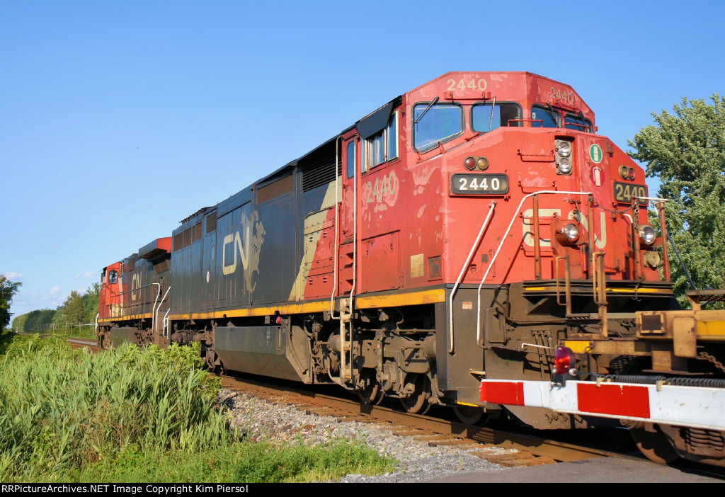 CN 2440 C40-8M